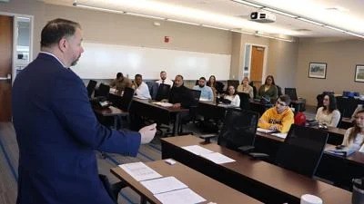 New Jersey: Stockton University casino program graduates its first ...