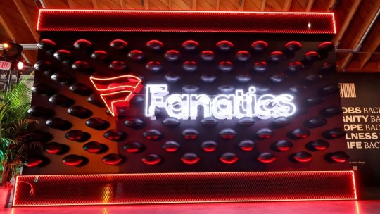 Fanatics executive fires back at DraftKings in court battle — CDC Gaming