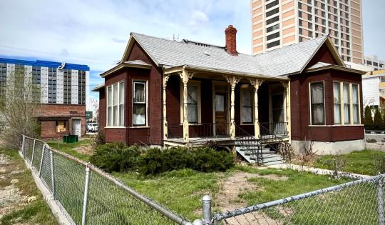 Reno: Jacobs Entertainment sells city’s oldest house for $1 — CDC Gaming