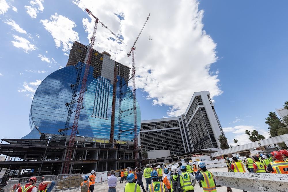 Hard Rock tops off Guitar Hotel on Las Vegas Strip – CDC Gaming