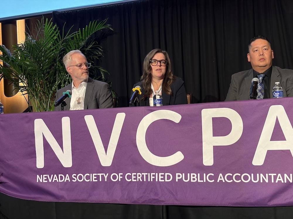 Las Vegas casinos comply with new anti-money-laundering regulations ...